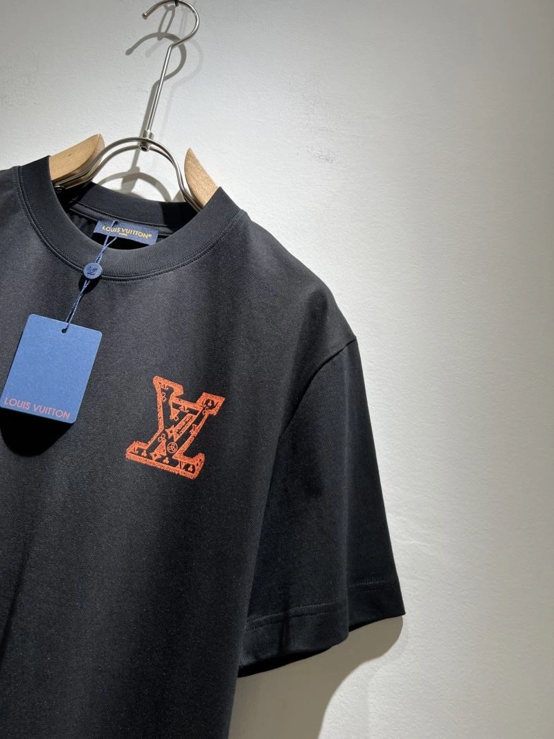 High accuracy Louis Vuitton T-Shirts