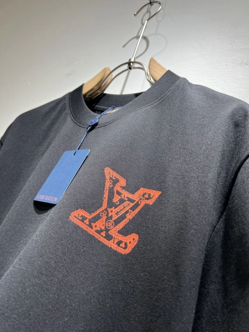 High accuracy Louis Vuitton T-Shirts