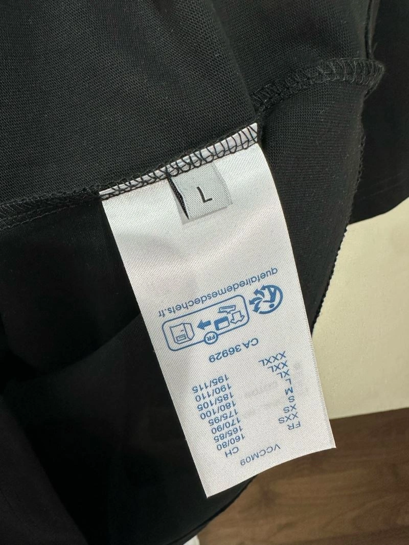 Inexpensive Louis Vuitton T-Shirts