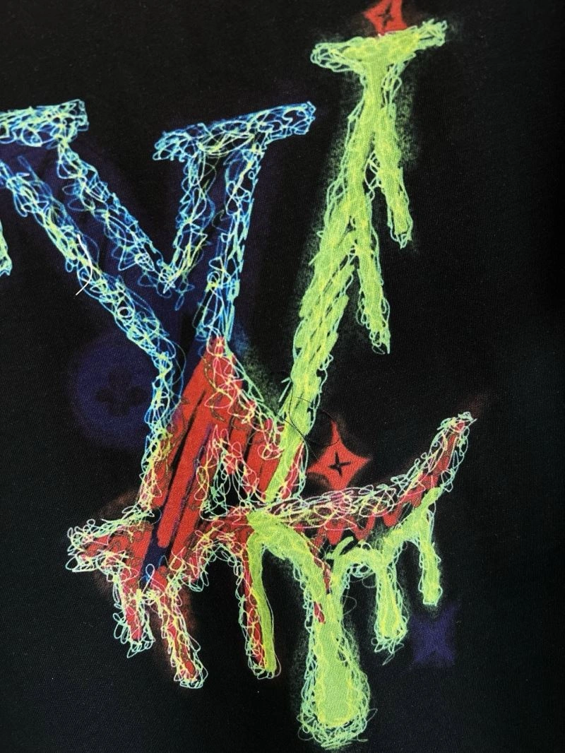 Bargain Louis Vuitton T-Shirts