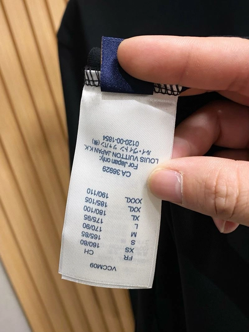Reasonably priced Louis Vuitton T-Shirts