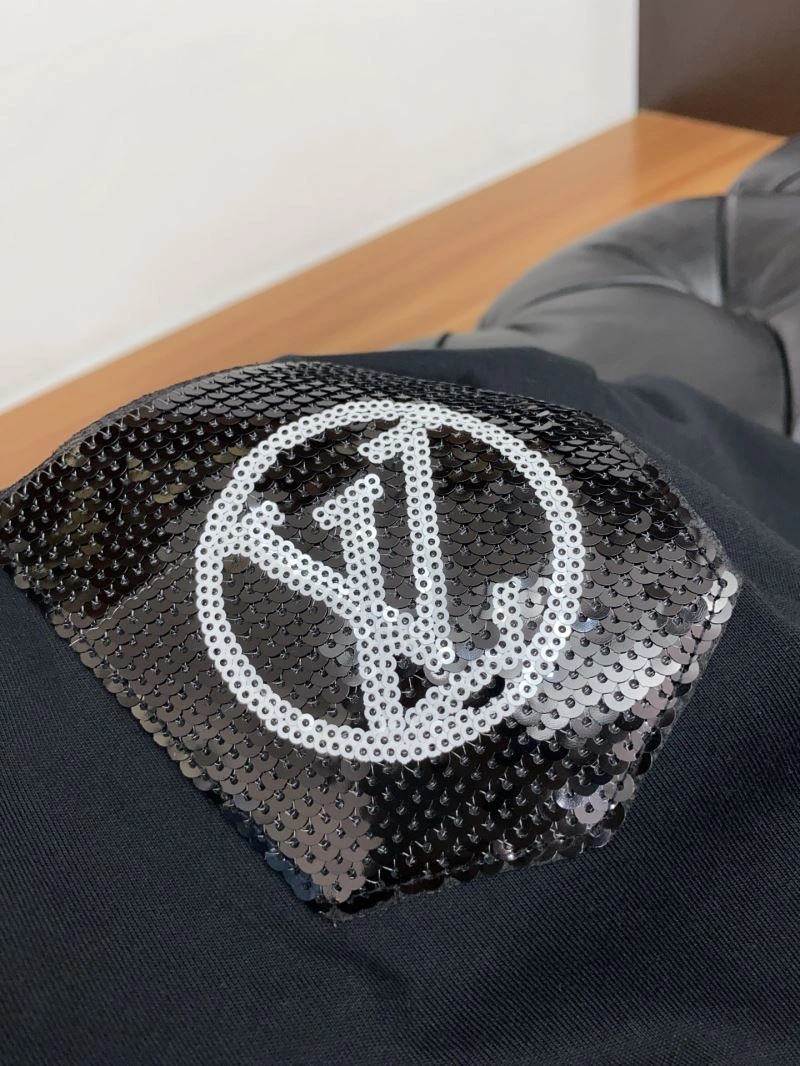 Precise copy Louis Vuitton T-Shirts