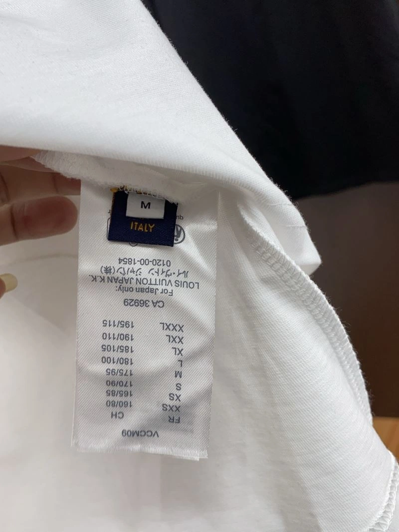 Official Louis Vuitton T-Shirts