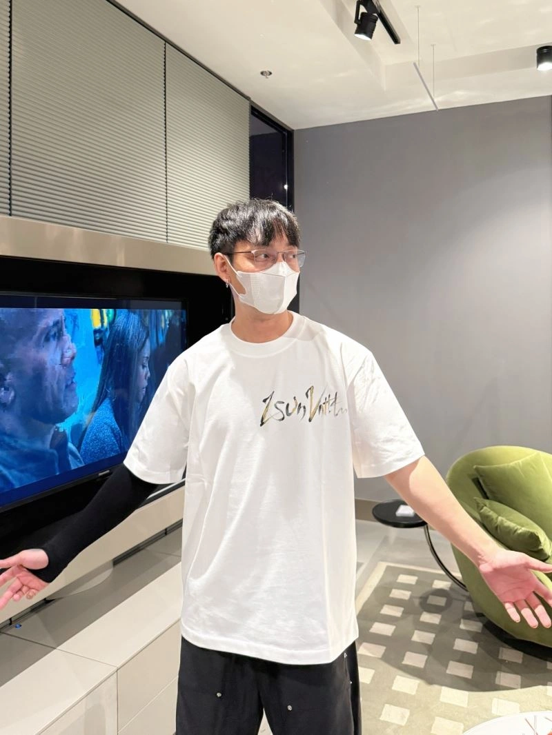 Authentic Louis Vuitton T-Shirts
