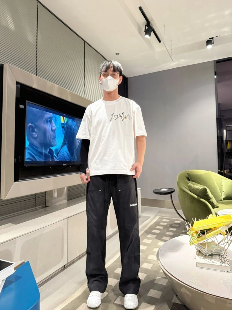 Authentic Louis Vuitton T-Shirts