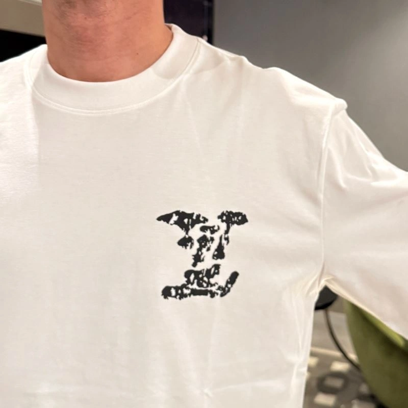Value-priced Louis Vuitton T-Shirts