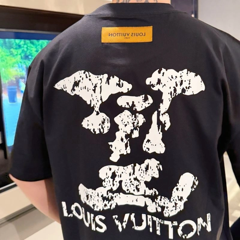 Inexpensive Louis Vuitton T-Shirts