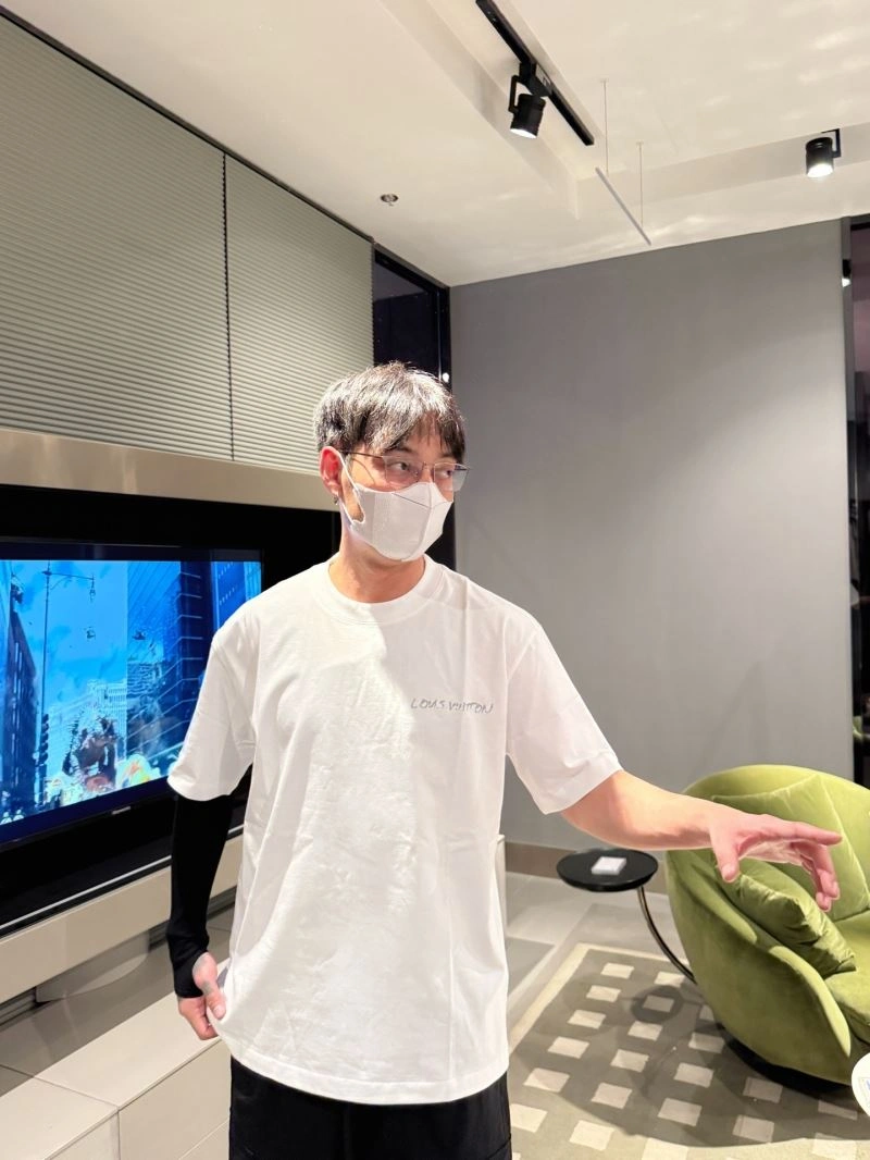 Brand-original Louis Vuitton T-Shirts