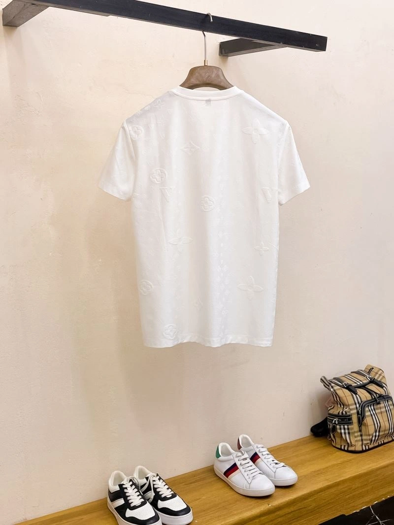 Precise copy Louis Vuitton T-Shirts
