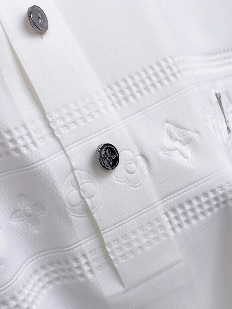 Bargain Louis Vuitton T-Shirts