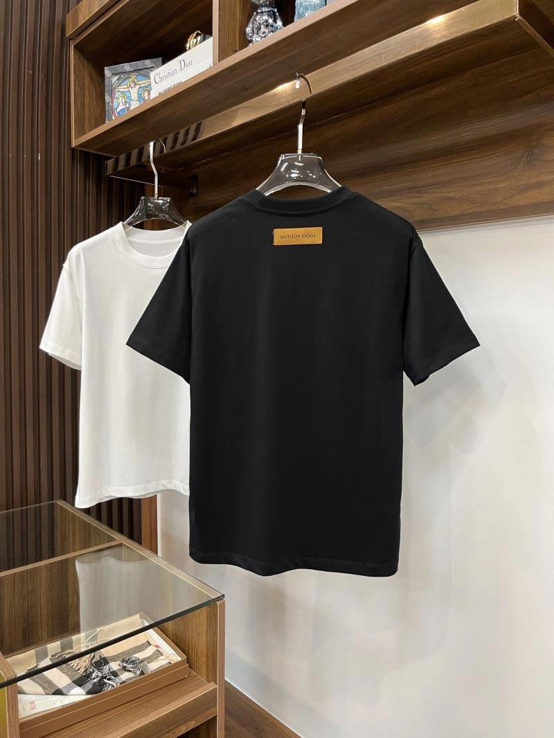 Low-cost Louis Vuitton T-Shirts