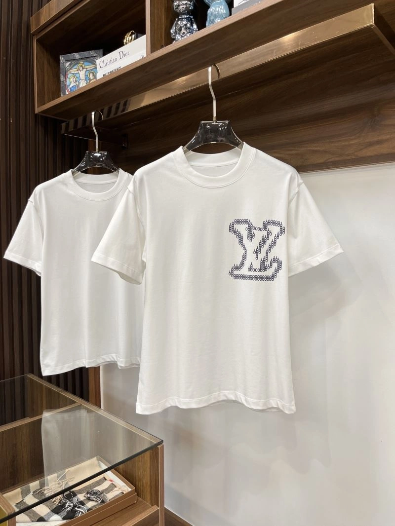 Low-cost Louis Vuitton T-Shirts