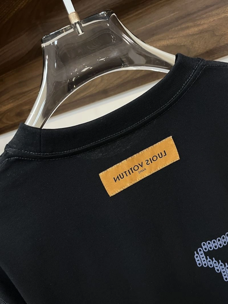 Low-cost Louis Vuitton T-Shirts