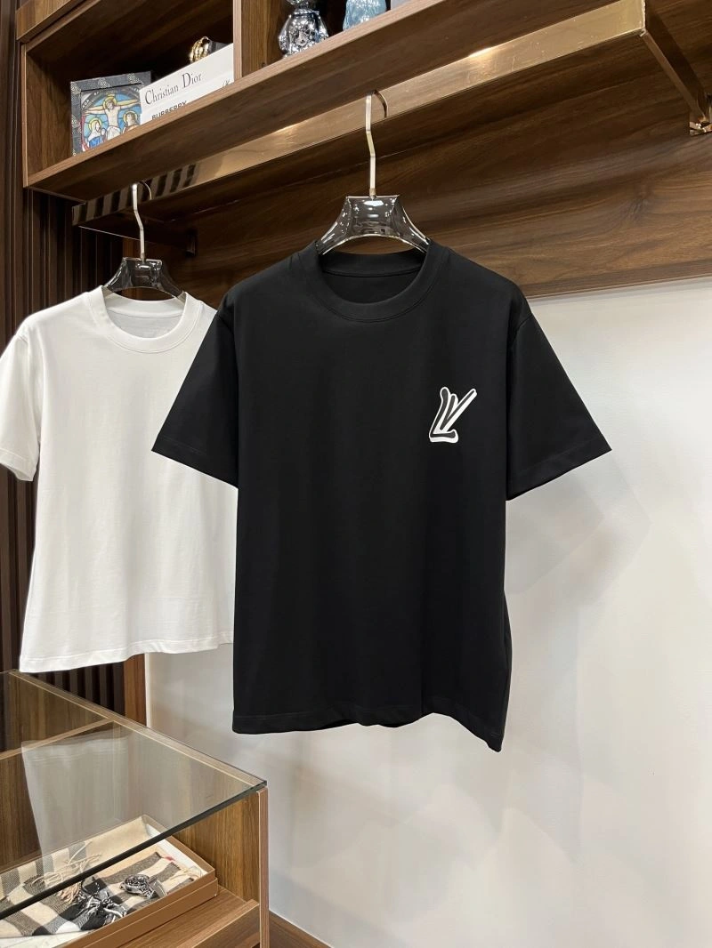 Bargain Louis Vuitton T-Shirts