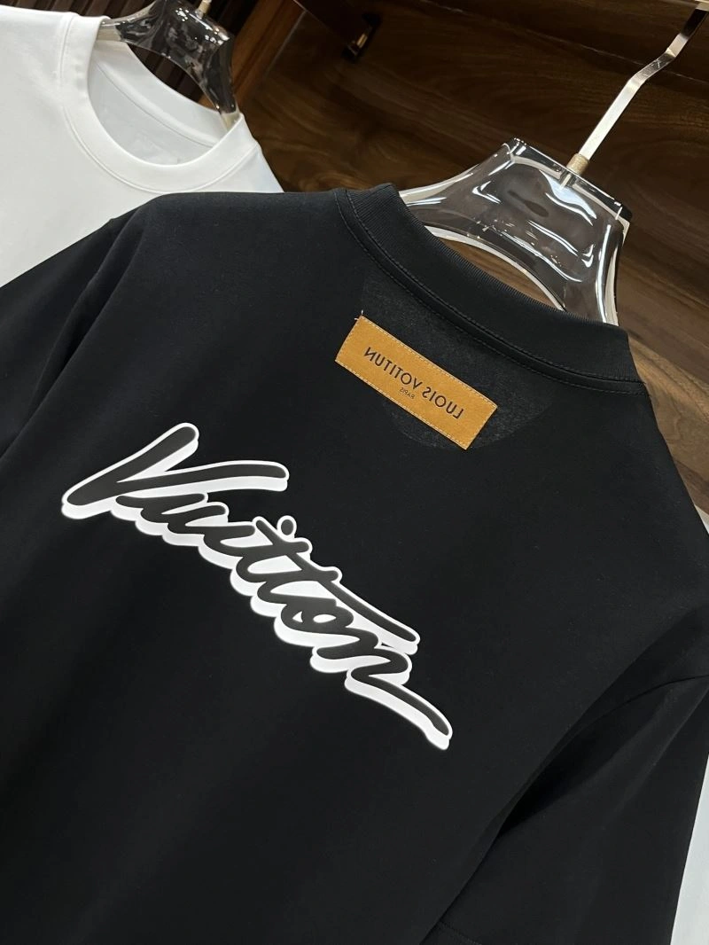 Bargain Louis Vuitton T-Shirts