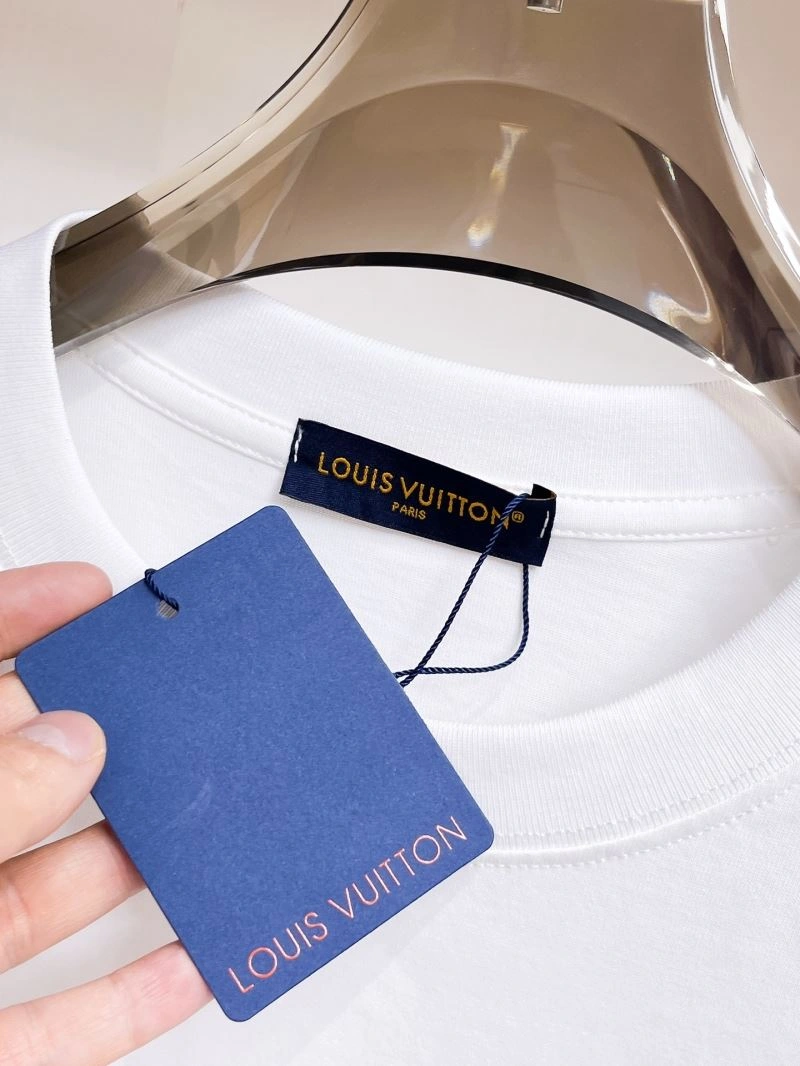 Indistinguishable Louis Vuitton T-Shirts