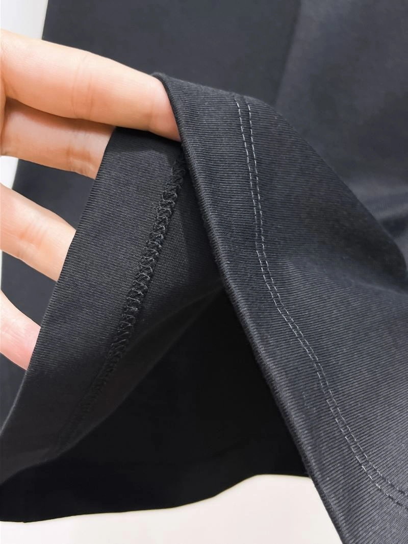 Indistinguishable Louis Vuitton T-Shirts