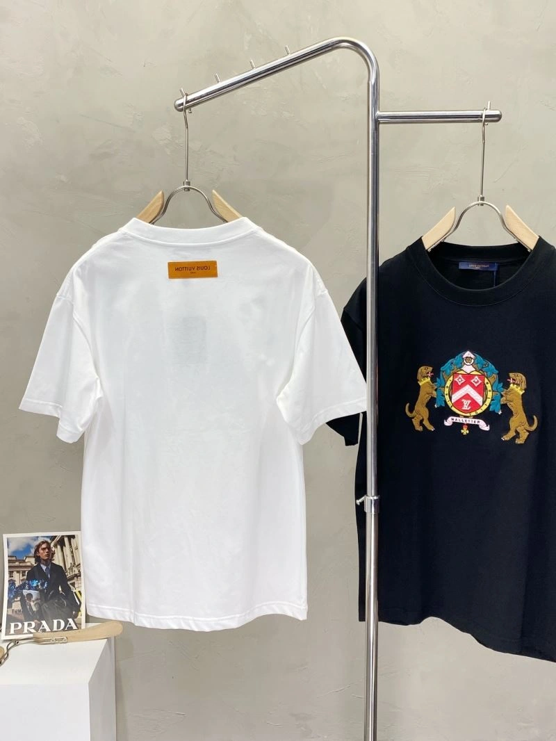 High fidelity Louis Vuitton T-Shirts