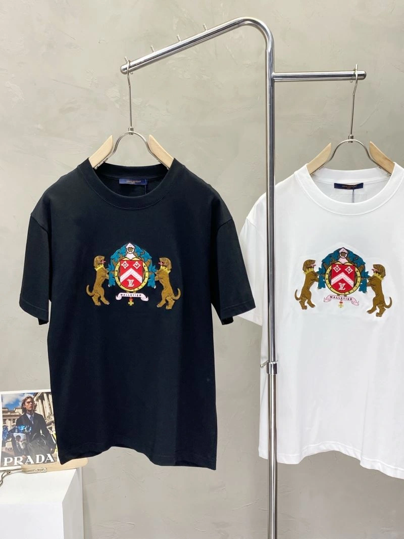 High fidelity Louis Vuitton T-Shirts