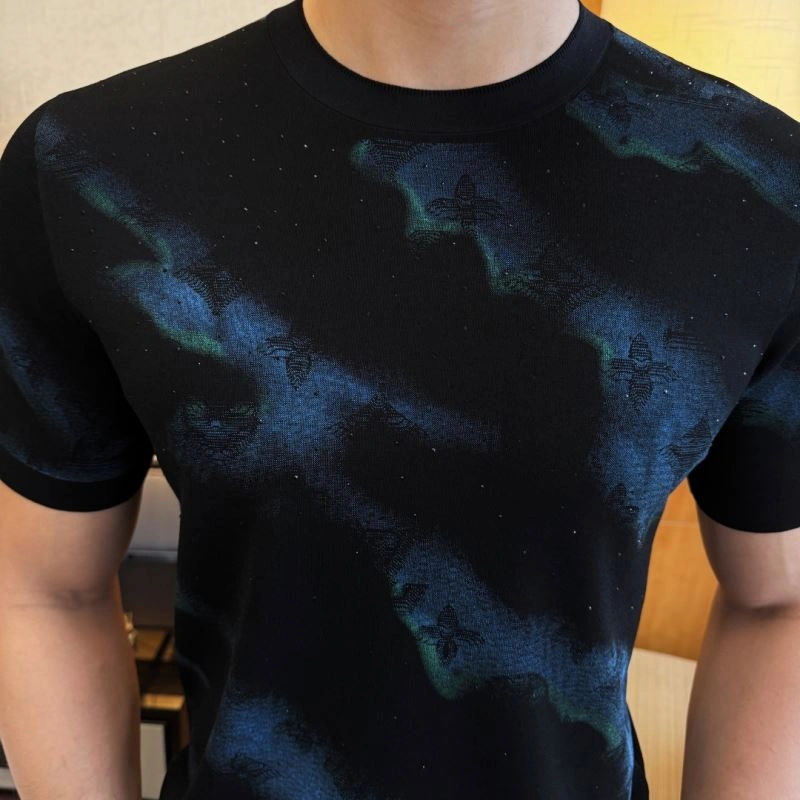 Precise copy Louis Vuitton T-Shirts