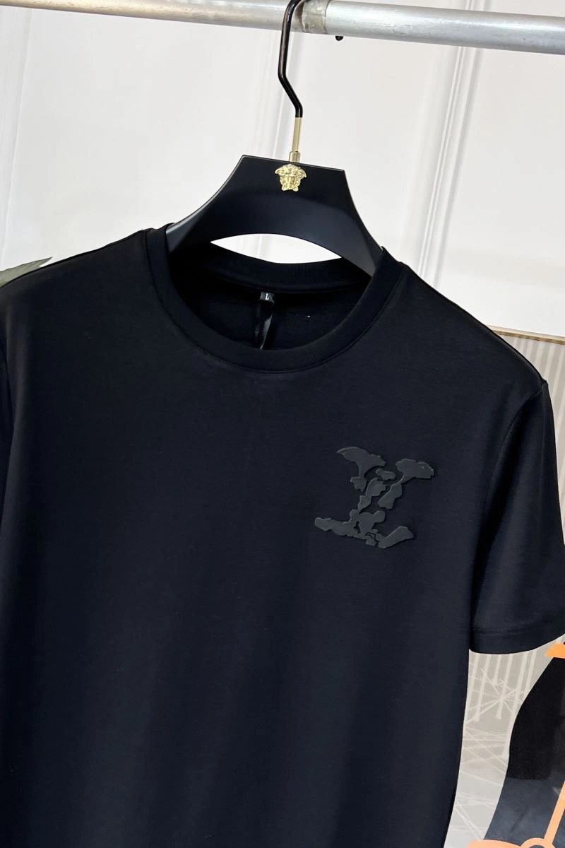 High fidelity Louis Vuitton T-Shirts