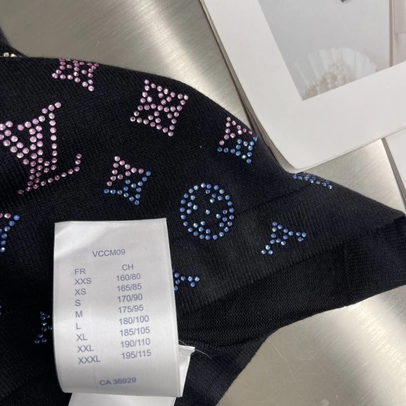 Indistinguishable Louis Vuitton T-Shirts