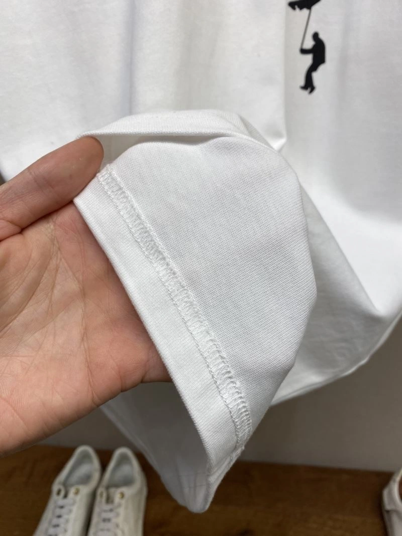 Genuine Louis Vuitton T-Shirts