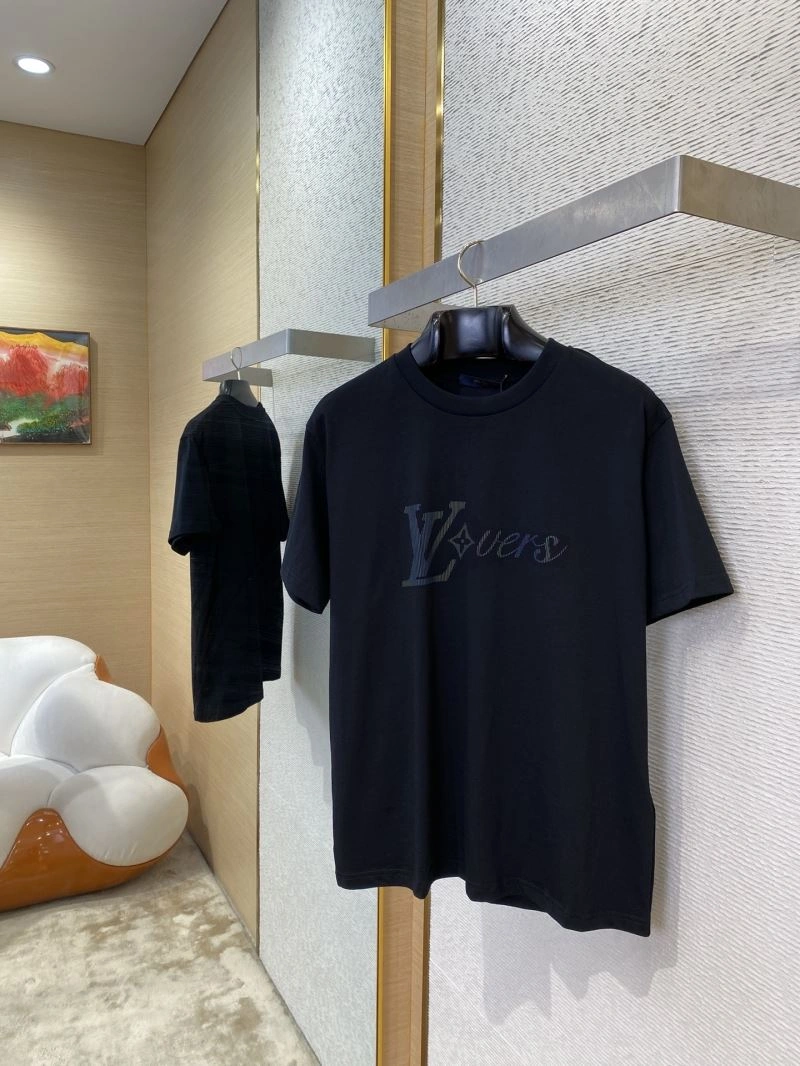 Perfect replica Louis Vuitton T-Shirts