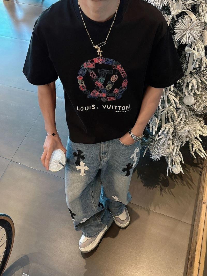 Exact replica Louis Vuitton T-Shirts