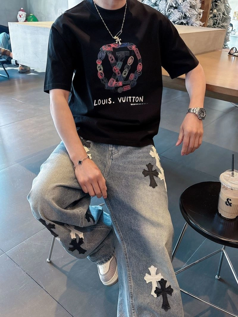 Exact replica Louis Vuitton T-Shirts