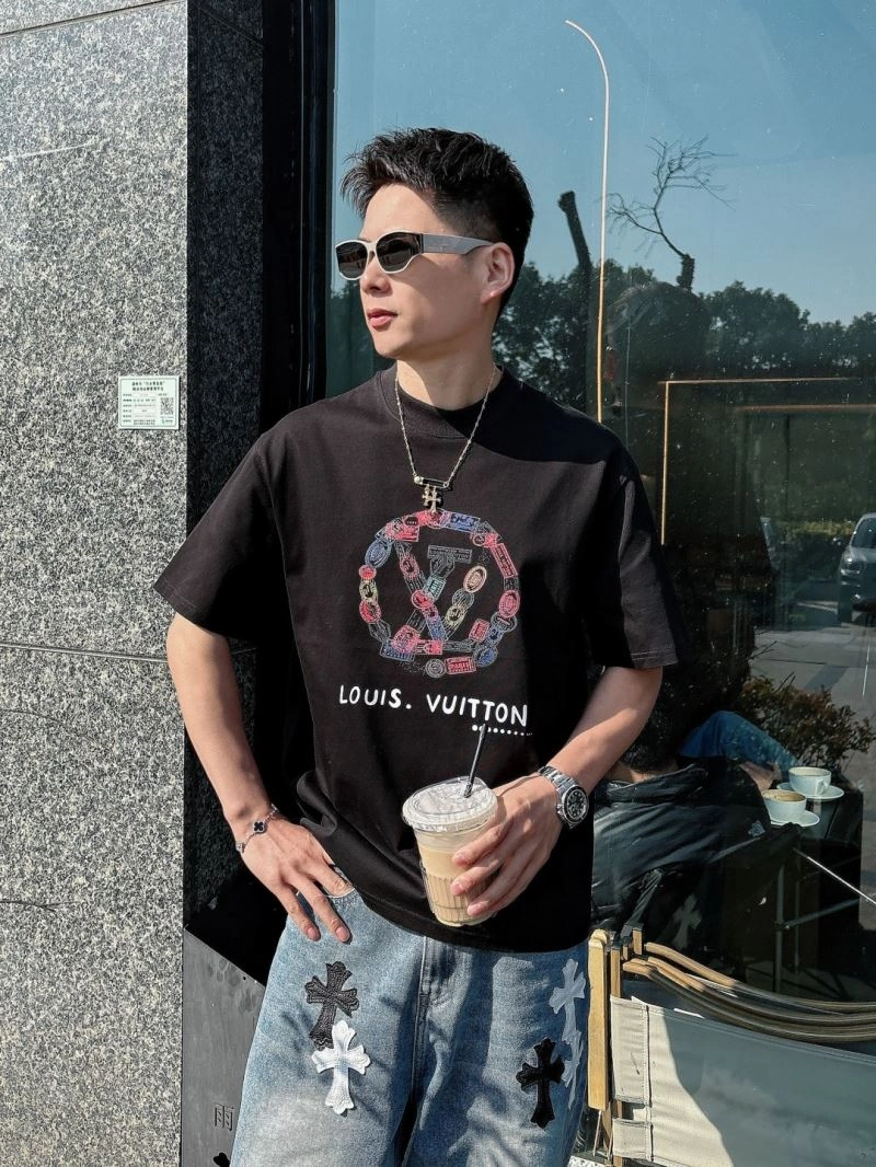 Exact replica Louis Vuitton T-Shirts