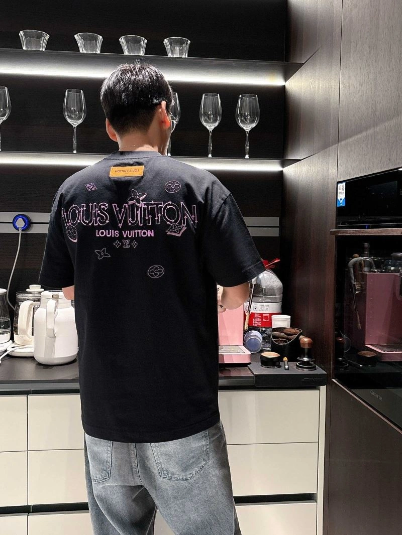 Official Louis Vuitton T-Shirts