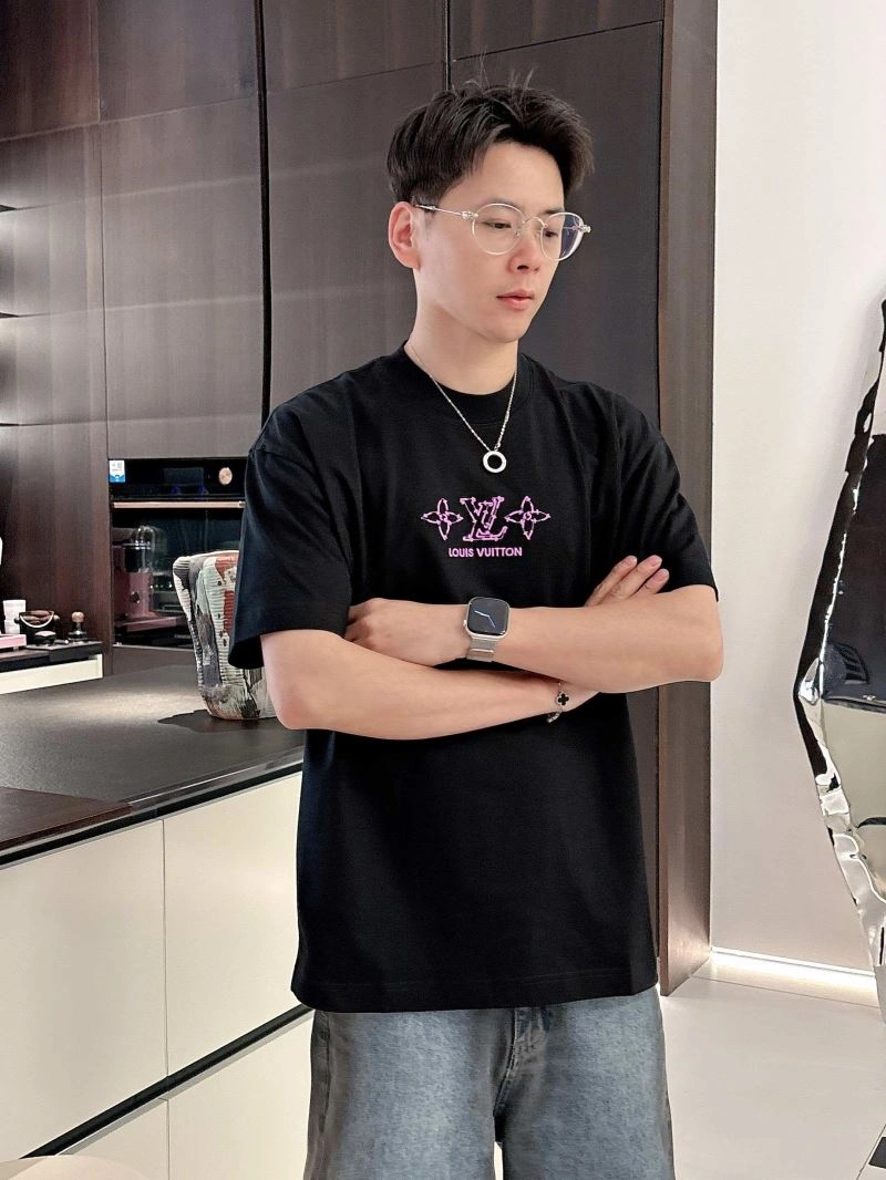 Official Louis Vuitton T-Shirts