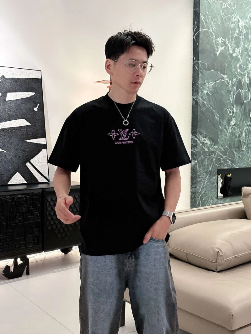 Official Louis Vuitton T-Shirts