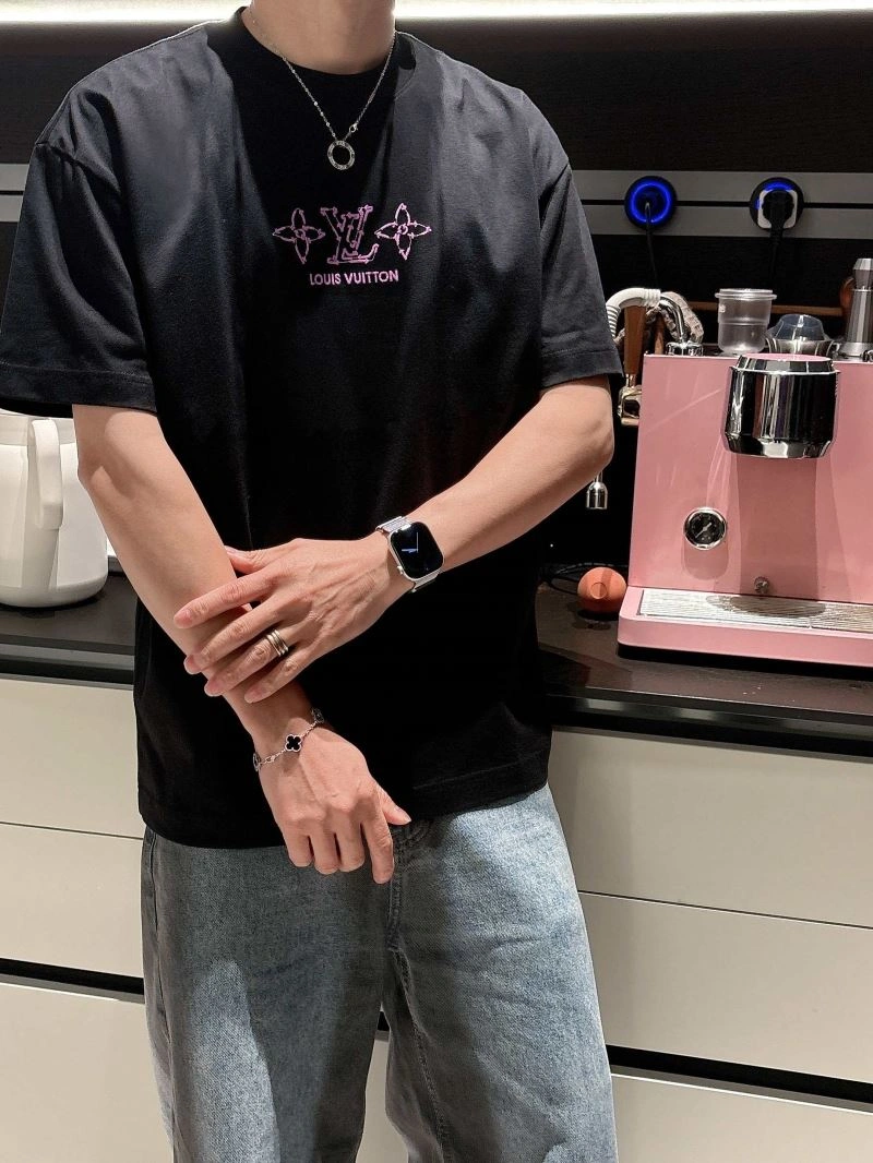 Official Louis Vuitton T-Shirts