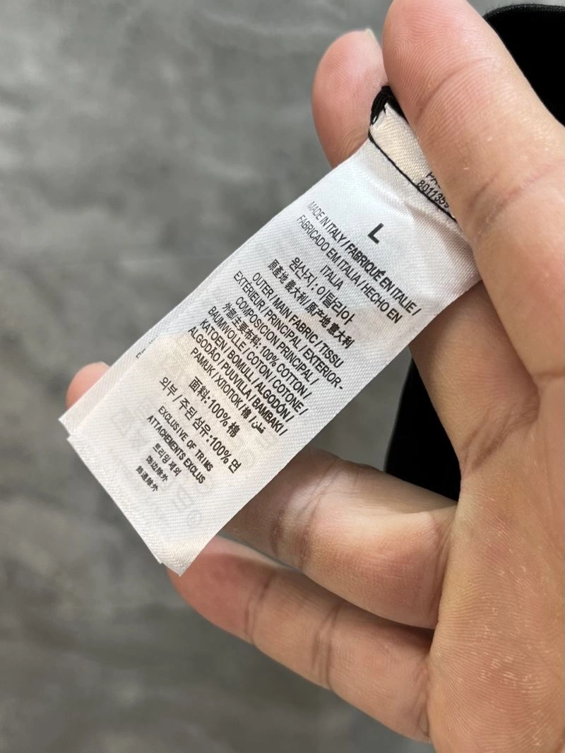 Precise copy Louis Vuitton T-Shirts