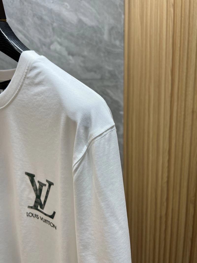 Exact replica Louis Vuitton T-Shirts
