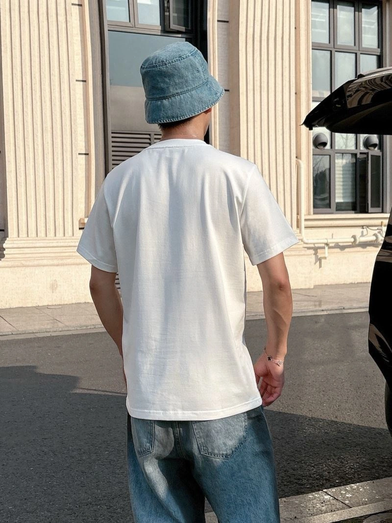 High accuracy Louis Vuitton T-Shirts