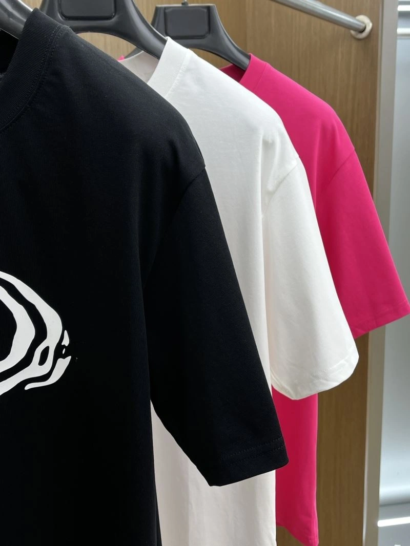 Reasonably priced Louis Vuitton T-Shirts