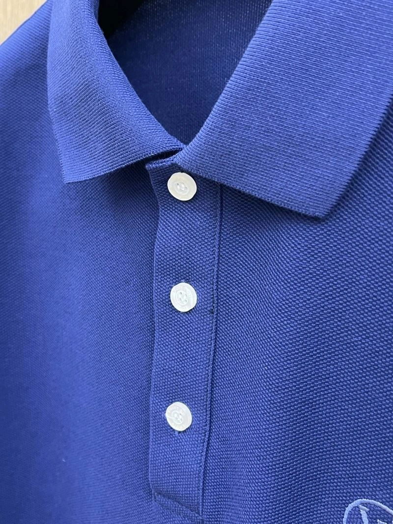 Exact replica Louis Vuitton T-Shirts