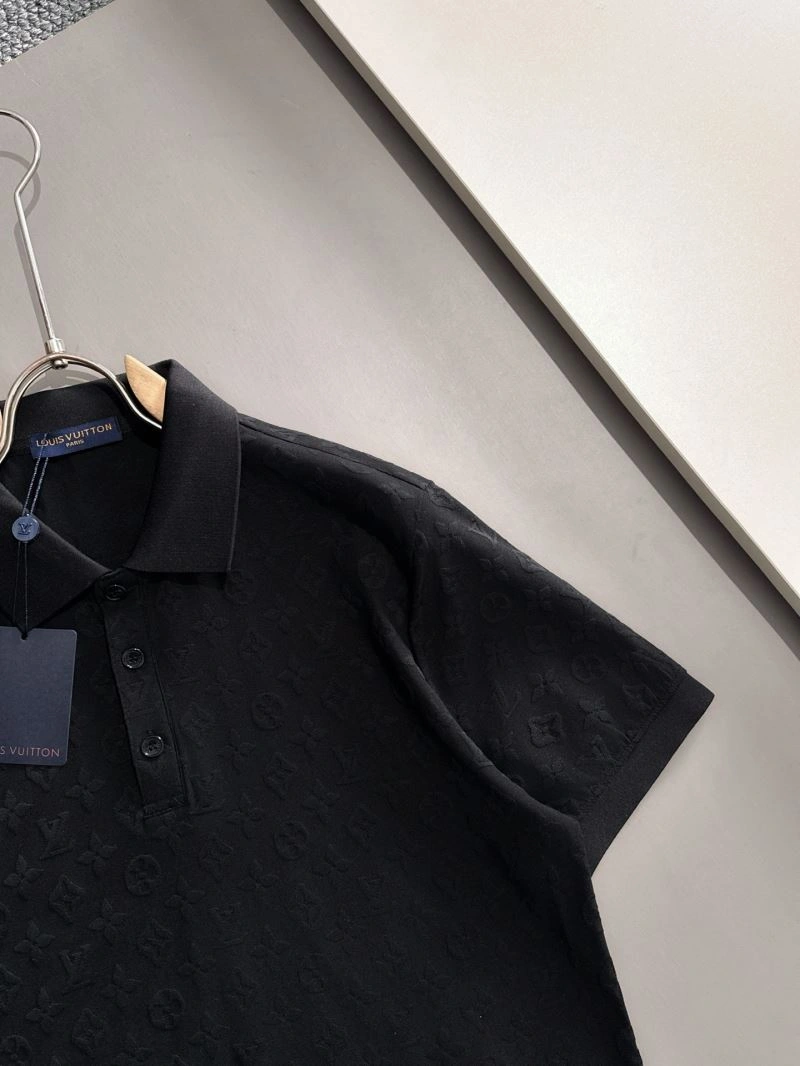 Accurate model Louis Vuitton T-Shirts