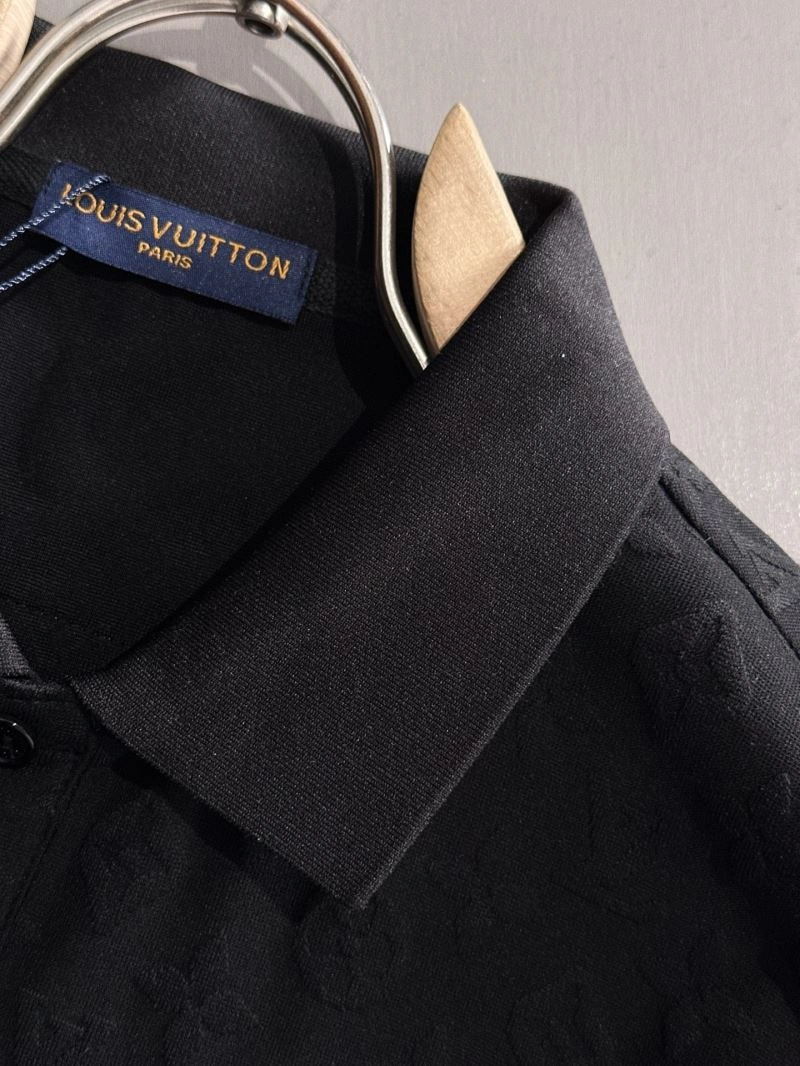 Accurate model Louis Vuitton T-Shirts