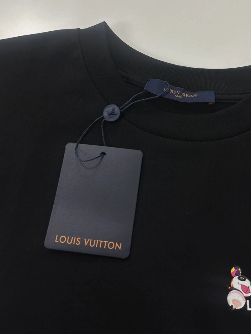 Factory-made Louis Vuitton T-Shirts
