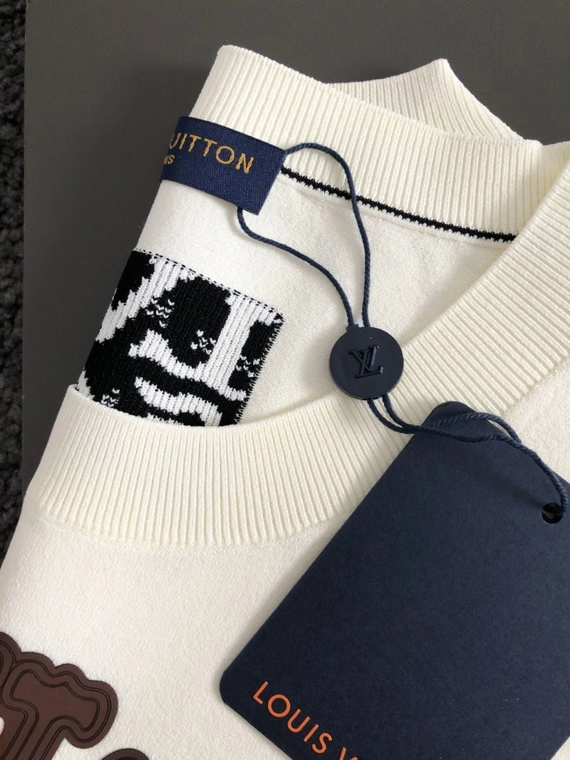Bargain Louis Vuitton T-Shirts