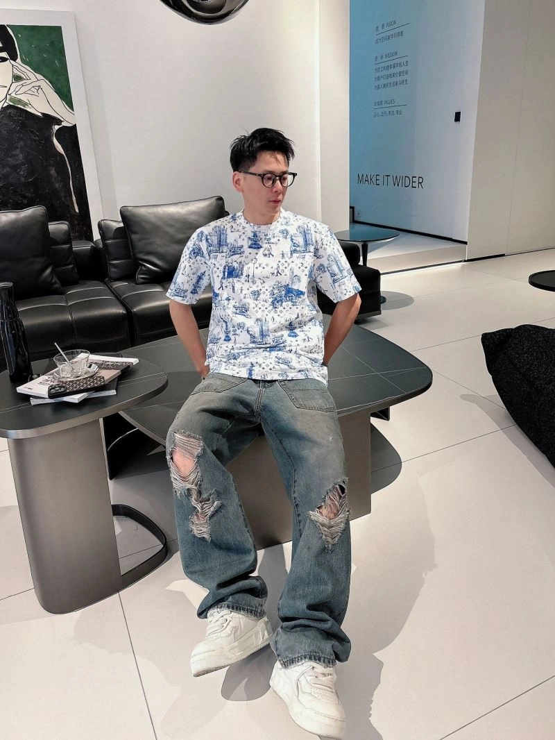 Discounted Louis Vuitton T-Shirts