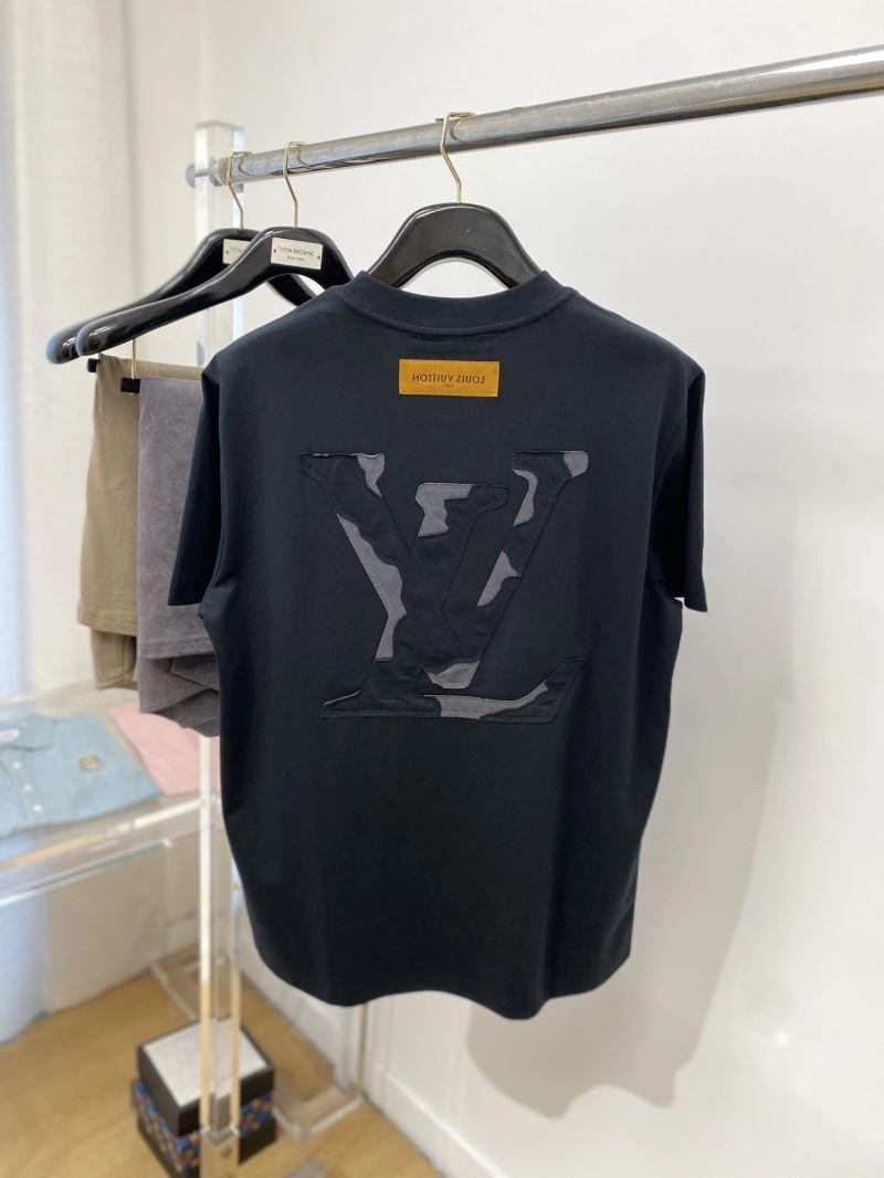 Top match Louis Vuitton T-Shirts
