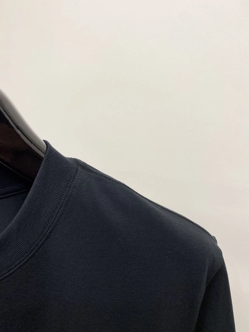 Exact replica Louis Vuitton T-Shirts
