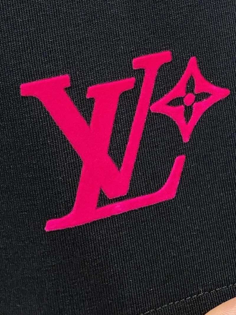 Exact replica Louis Vuitton T-Shirts