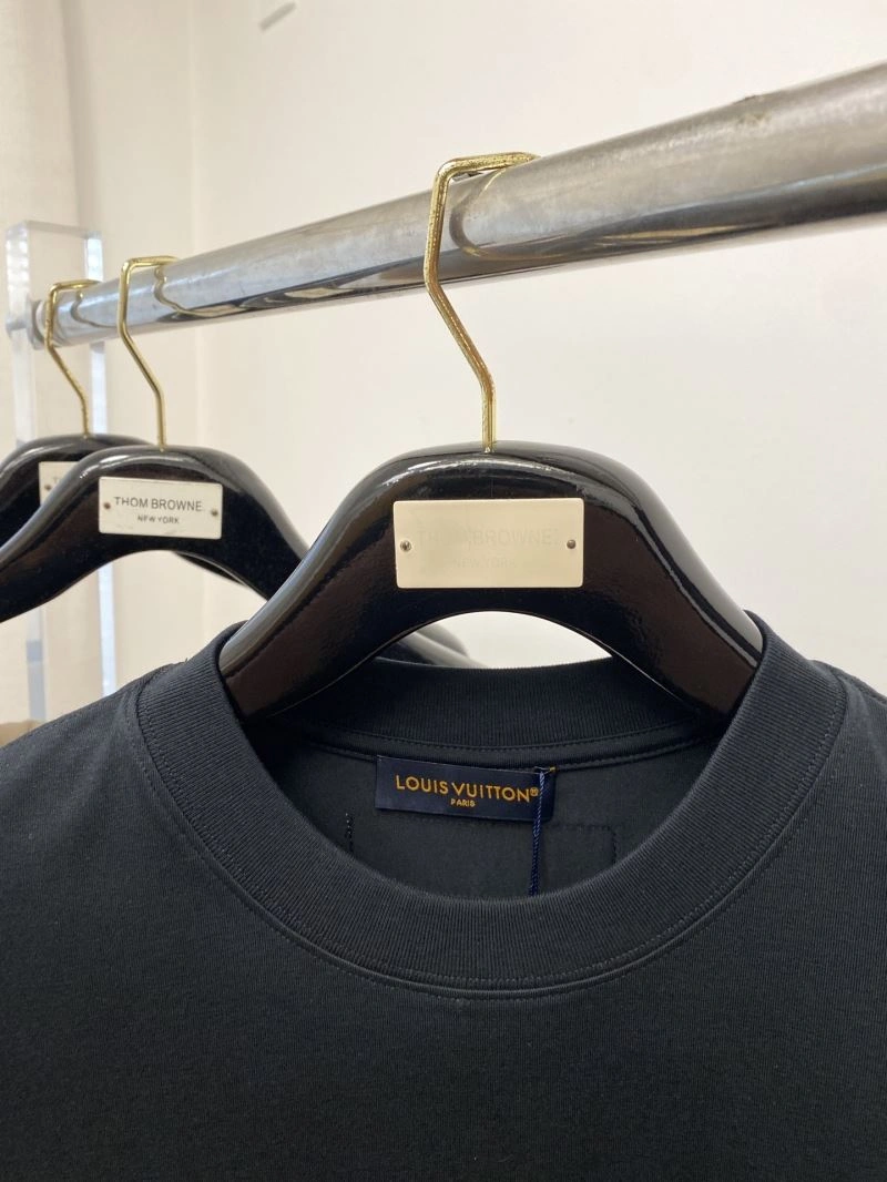 Reasonably priced Louis Vuitton T-Shirts