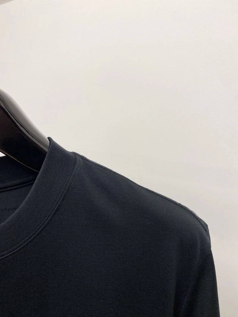 Reasonably priced Louis Vuitton T-Shirts